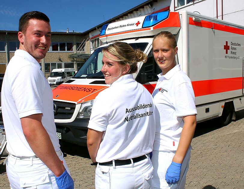 Ausbildung im DRK-Rettungsdienst Frankenberg - DRK-Kreisverband ...
